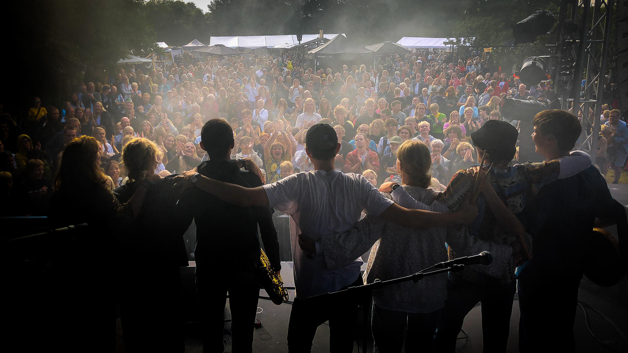 Festivalen - Blue Bridge